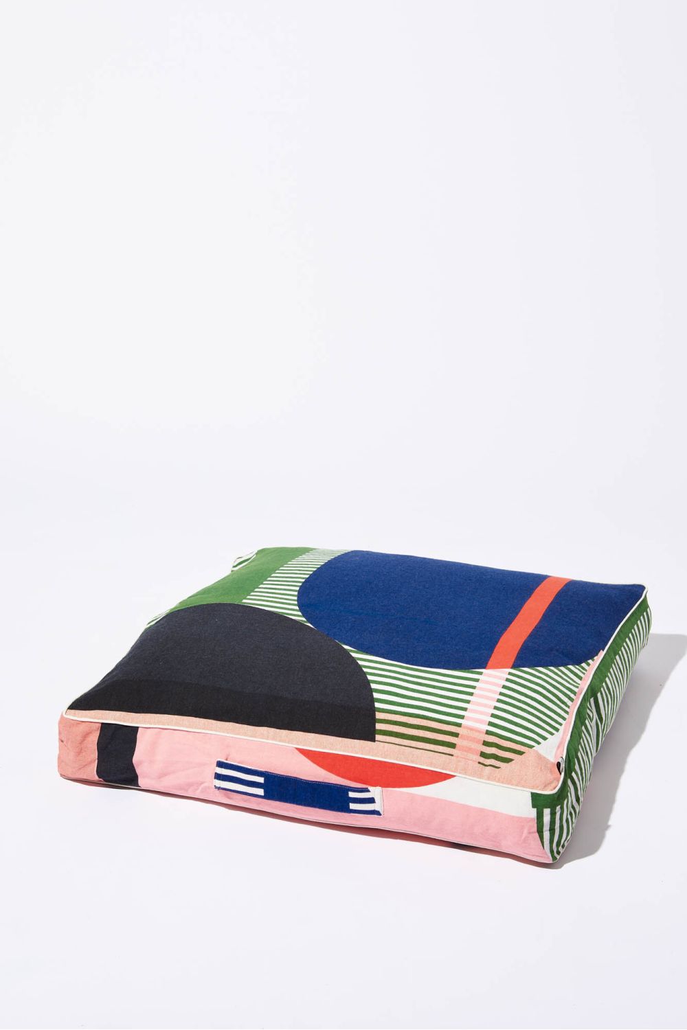 Home - Graphic and colorful